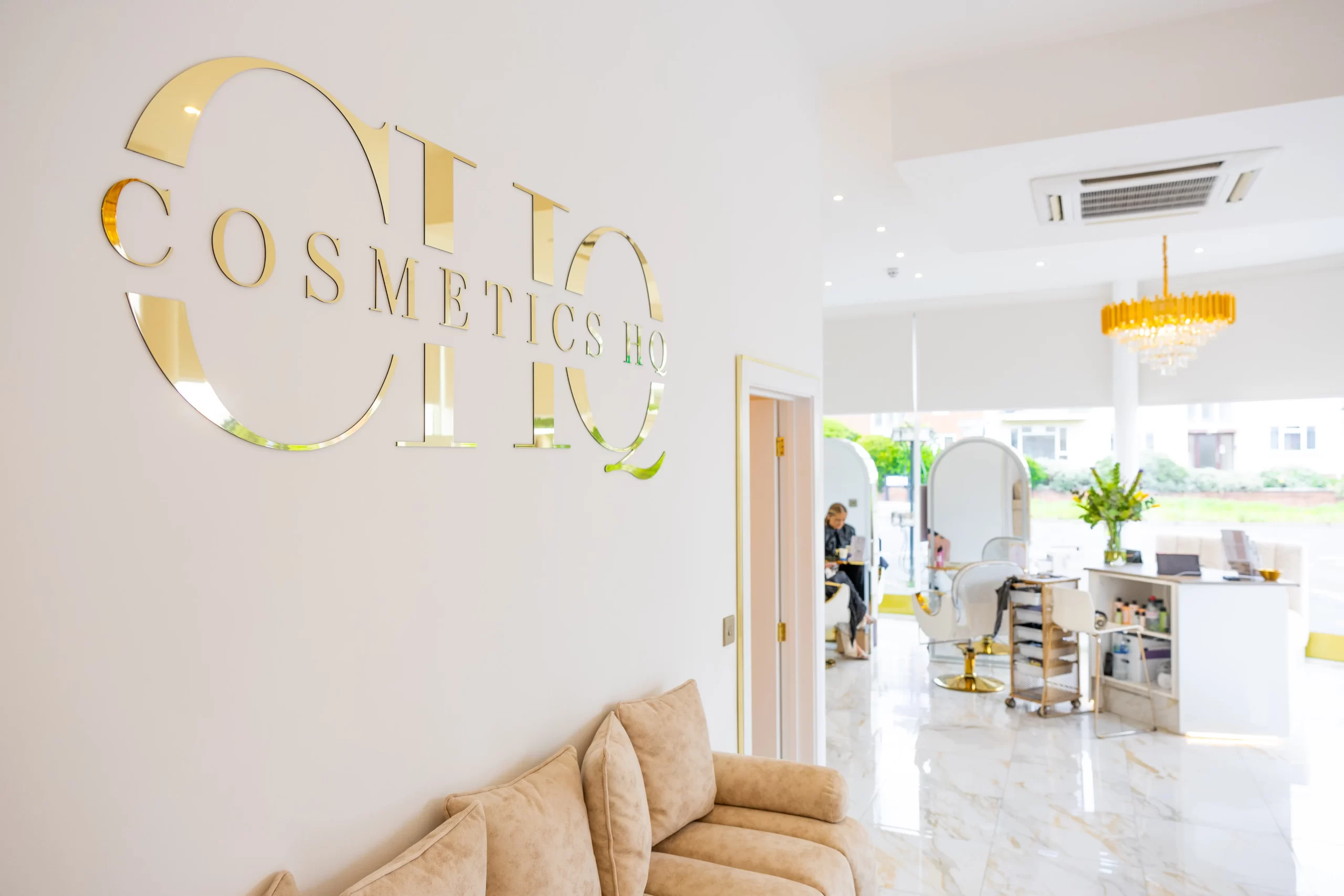 Welcome to Cosmetics HQ - Transform Your Beauty Today